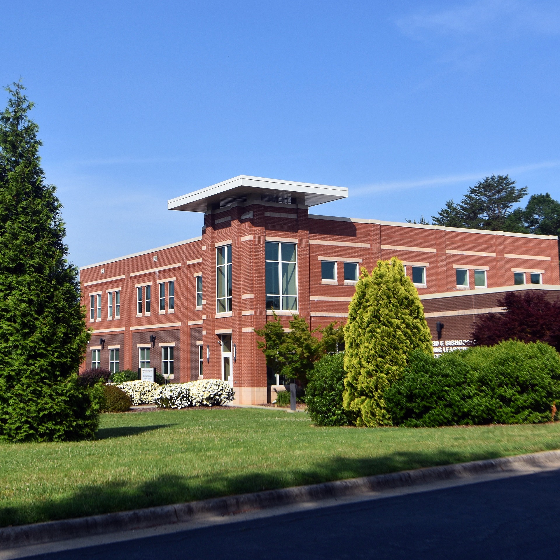 DOE Invests in Clean Energy for K-12 Campuses - Electrical Contractor ...