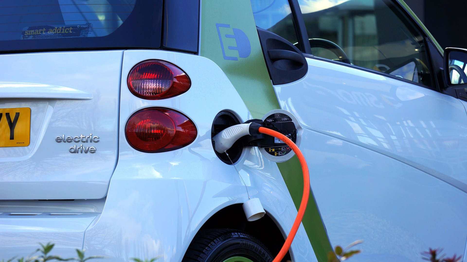 Electric Vehicle Charging Network Quickly Expanding Nationwide ...