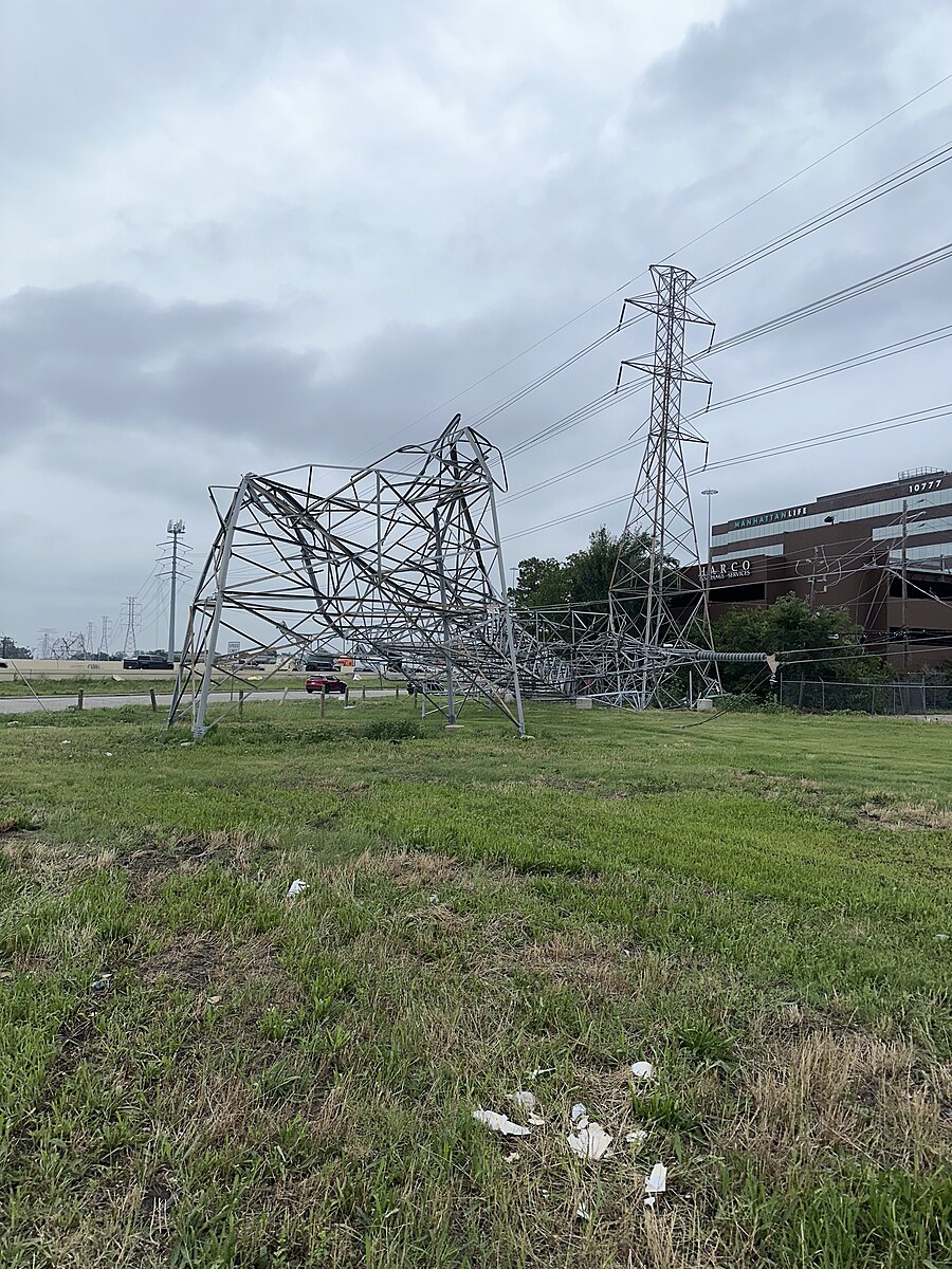 Crews Restore Power After Extreme Weather Wreaks Havoc in Houston ...