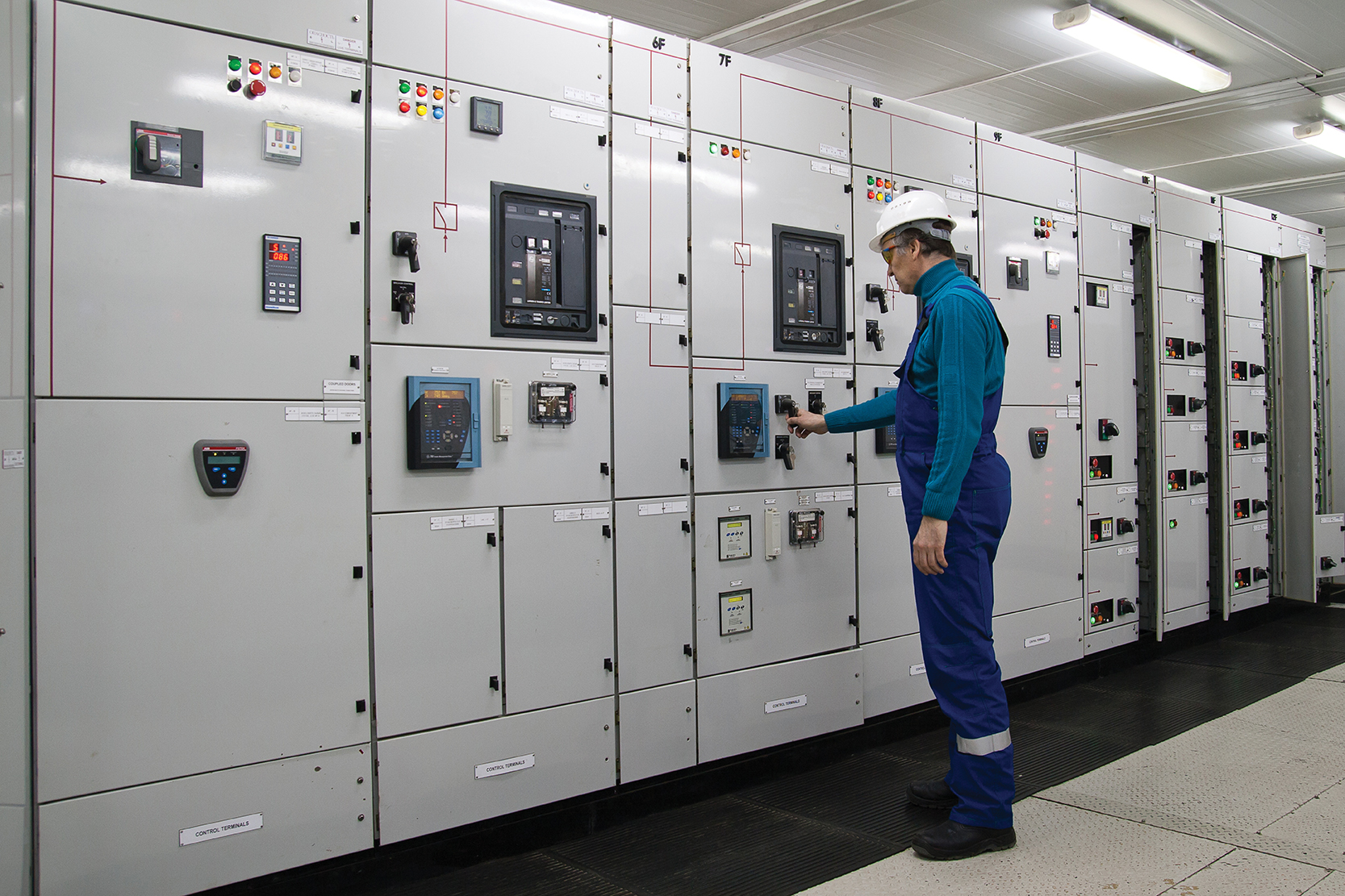 Protecting Conductors, Safer Switchgear And More - Electrical ...
